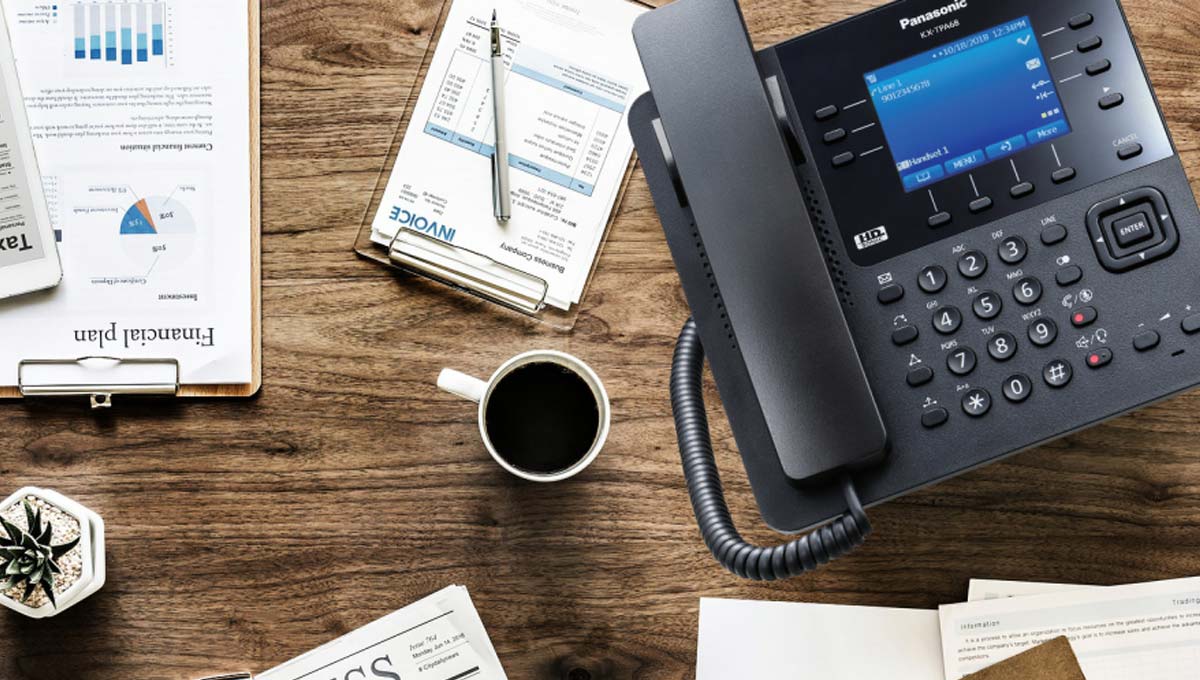 Introducing the Panasonic KX-TPA68 wireless desk phone terminal ...